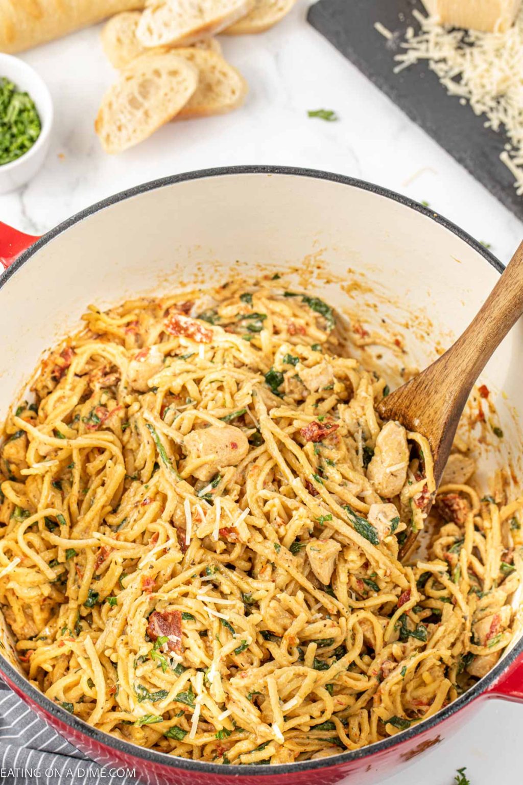 One Pot Italian Chicken Pasta Recipe - Easy Chicken Dinner