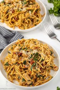 One Pot Italian Chicken Pasta Recipe - Easy Chicken Dinner