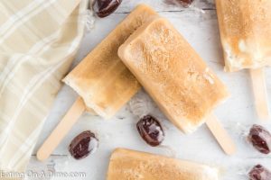 Root Beer Popsicles - easy and delicious root beer float popsicles