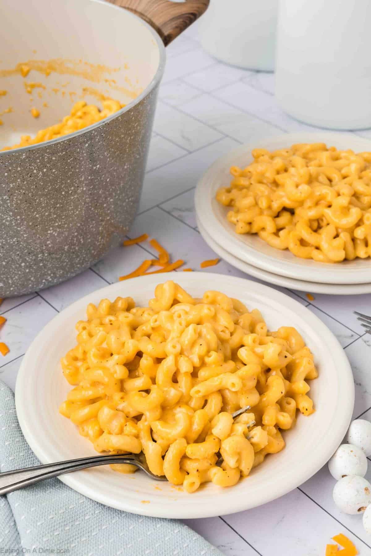 Easy Macaroni and Cheese Recipe - Eating on a Dime