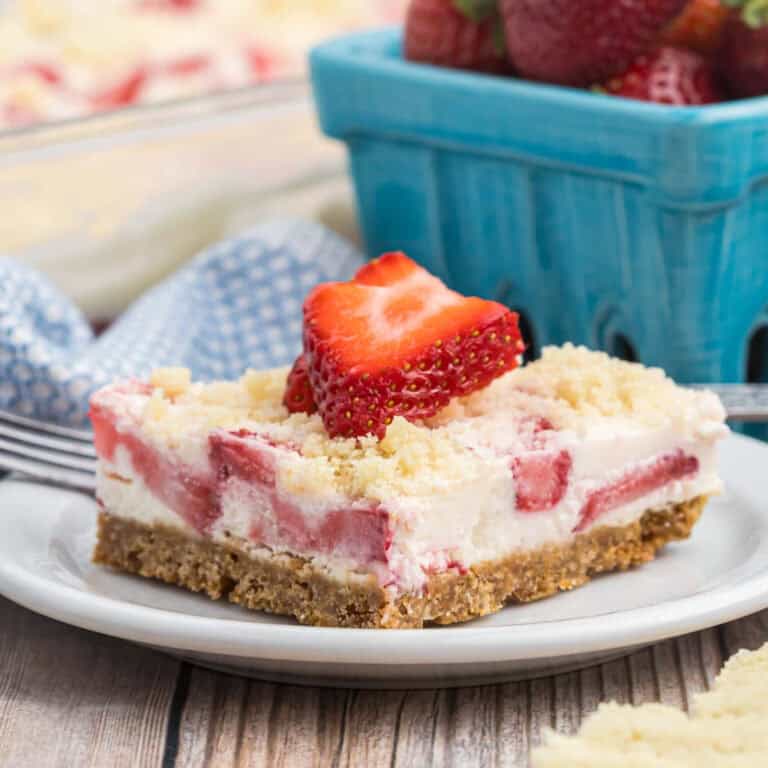 Strawberry Crunch Bars Recipe - Eating on a Dime