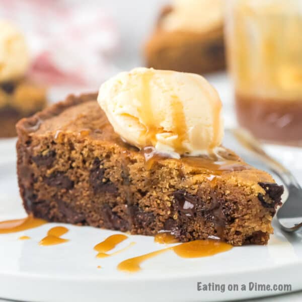 The best Crock Pot Desserts - 27 Easy crockpot dessert recipes