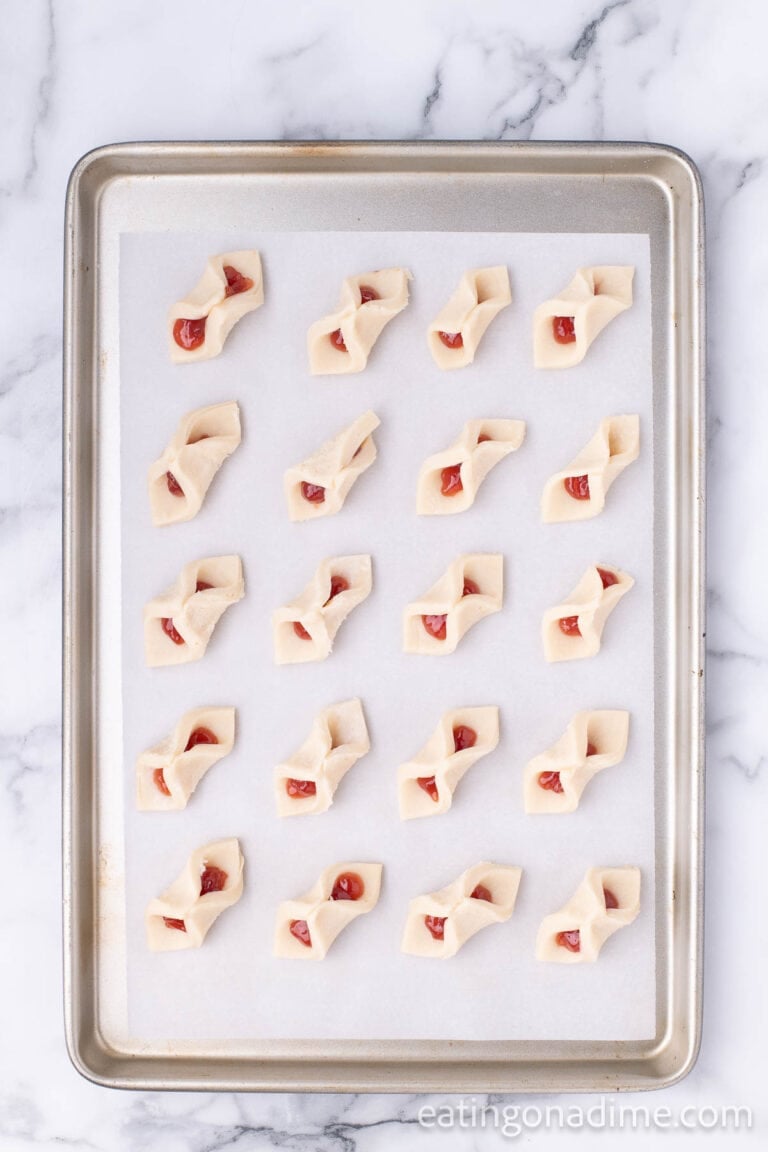 Strawberry Pinch Cookies Recipe