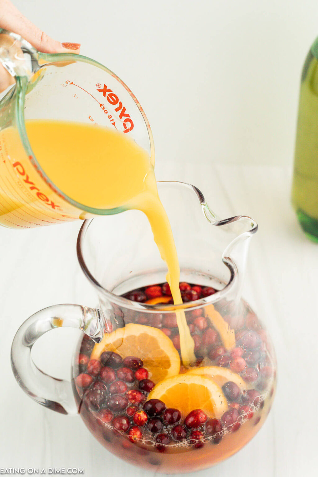 Christmas punch - 3 ingredient Christmas morning punch