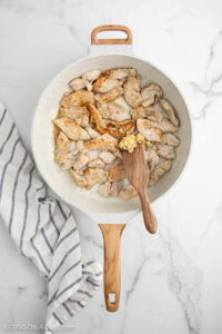 Creamy Chicken Alfredo Recipe: Easy and Delicious