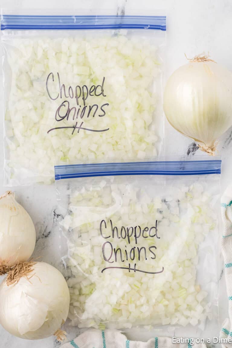 How to freeze onions - Freezing onions saves time and is easy to do!