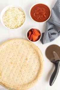 Griddle Pizza - Blackstone griddle pizza recipe