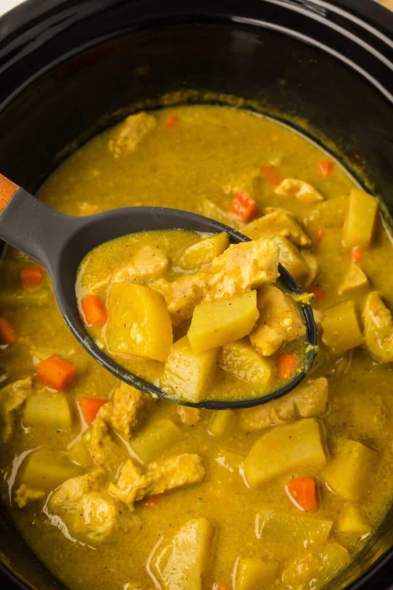 Slow Cooker Chicken Curry: Simple and Delicious