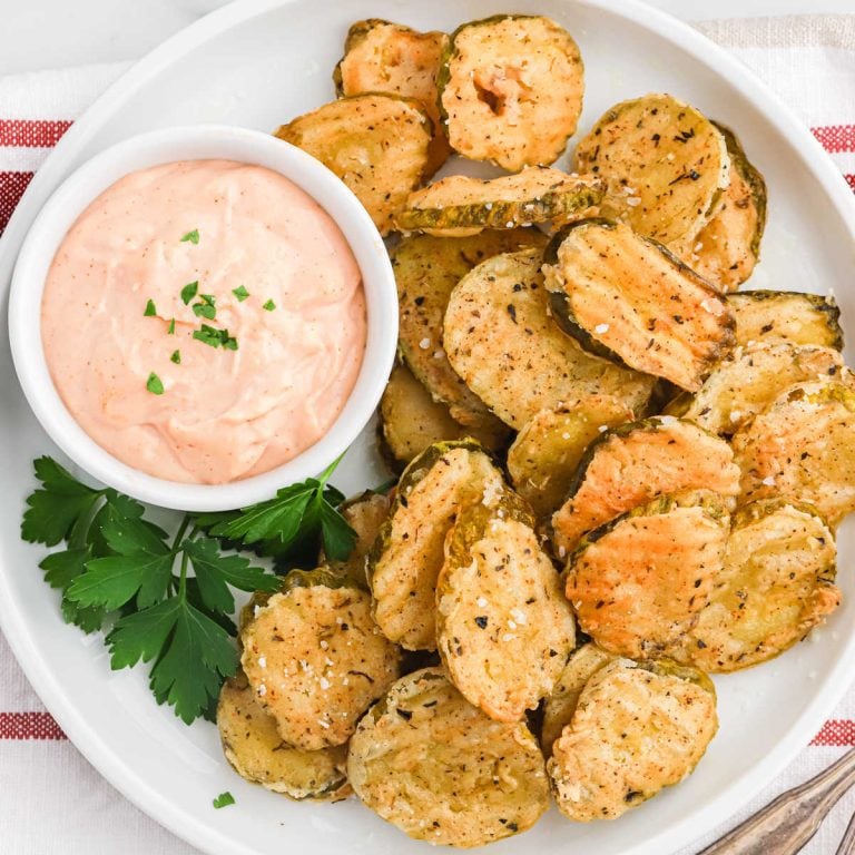 Texas Roadhouse Fried Pickles Recipe - Eating on a Dime