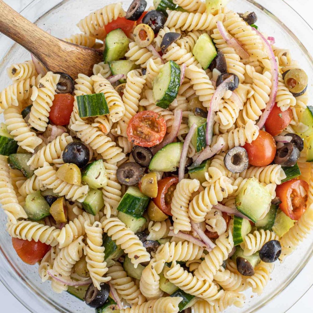 45 Thanksgiving Salad Recipes - Eating on a Dime