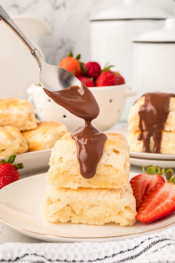 Chocolate Gravy: Perfect for Weekend Breakfasts