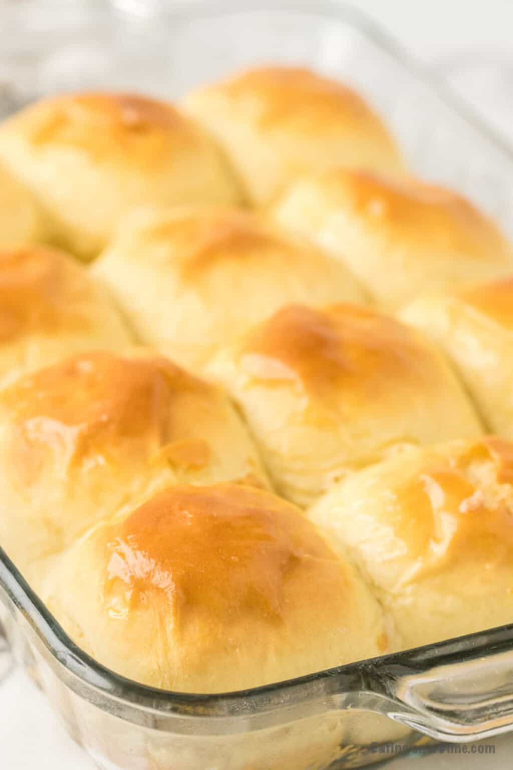 30 Minute Dinner Rolls: Soft, Fluffy, and Fast - Eating on a Dime