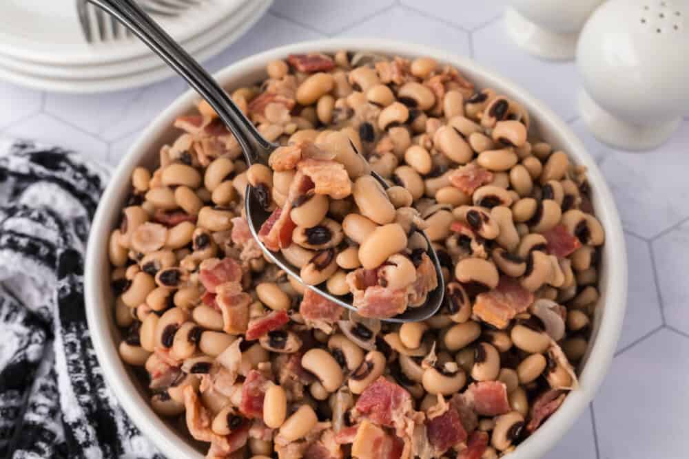 Black Eyed Peas: A Simple Recipe for Luck - Eating on a Dime