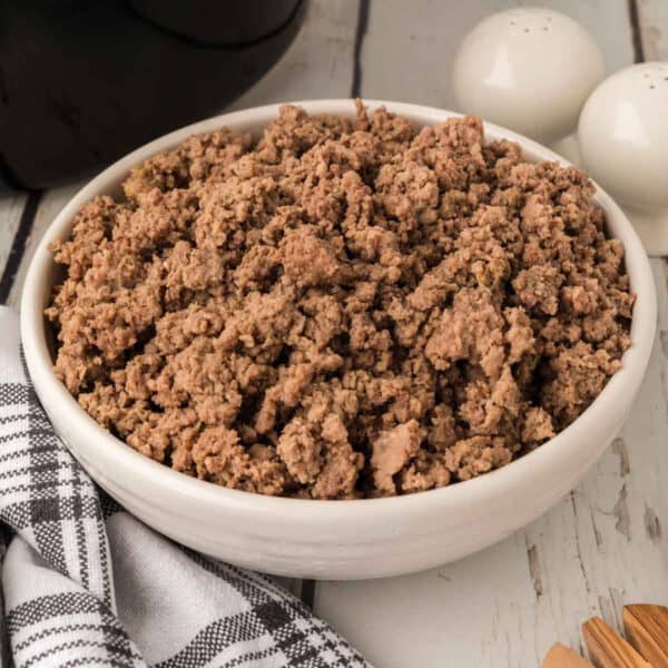 How to Cook Ground Beef in a Crock Pot - Eating on a Dime