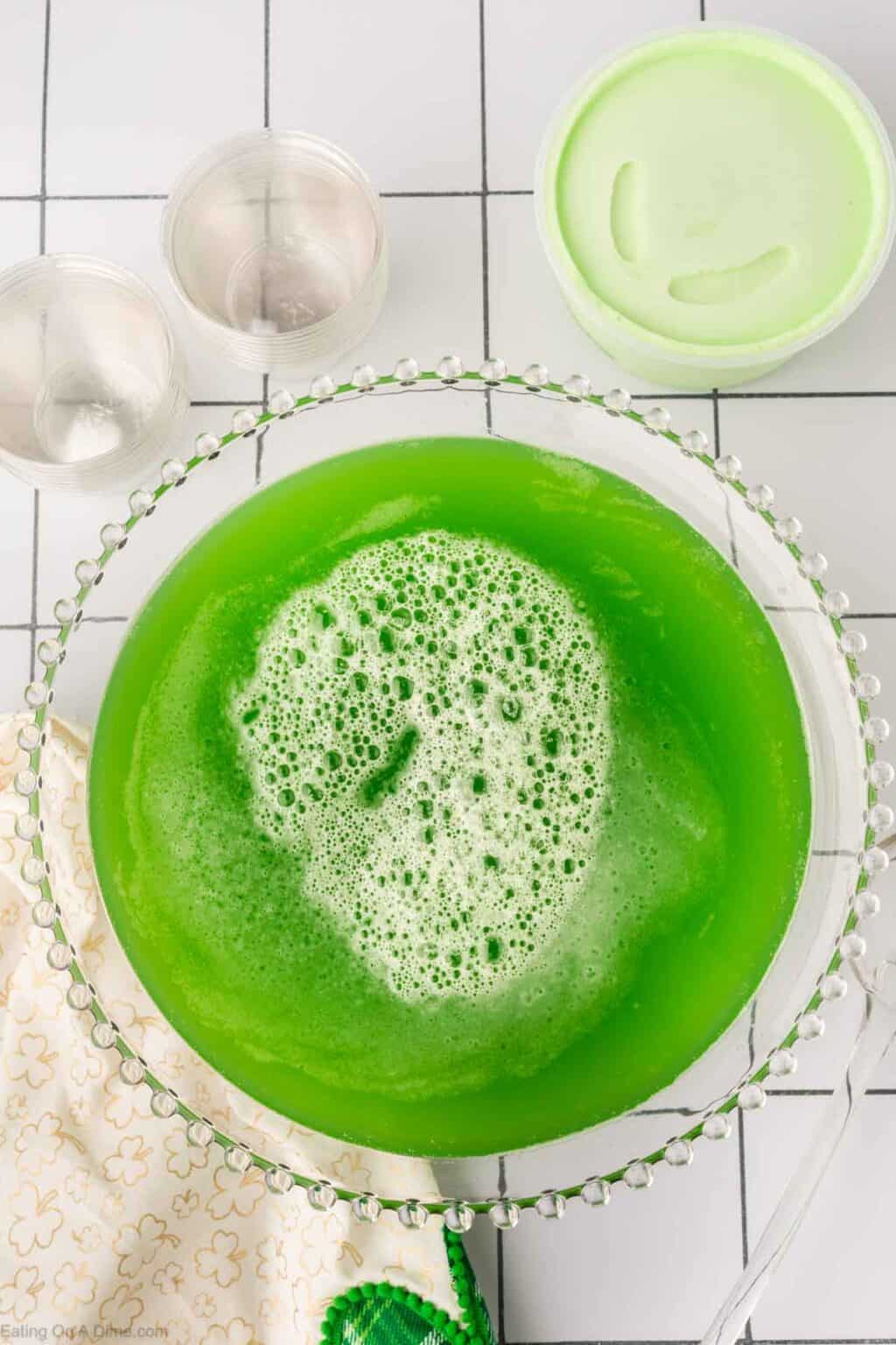 St Patrick's Day Punch: A Festive Family Treat - Eating on a Dime