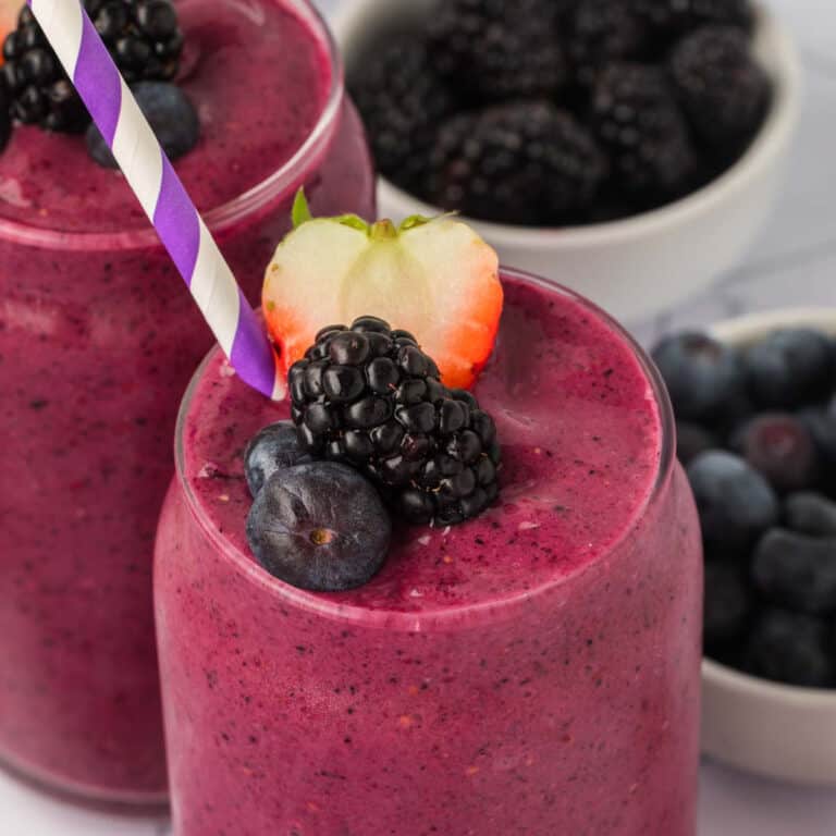 Easy Fruit Smoothie Recipe How To Make A Fruit Smoothie Easy Fruit Smoothie Recipe How To Make A Fruit Smoothie