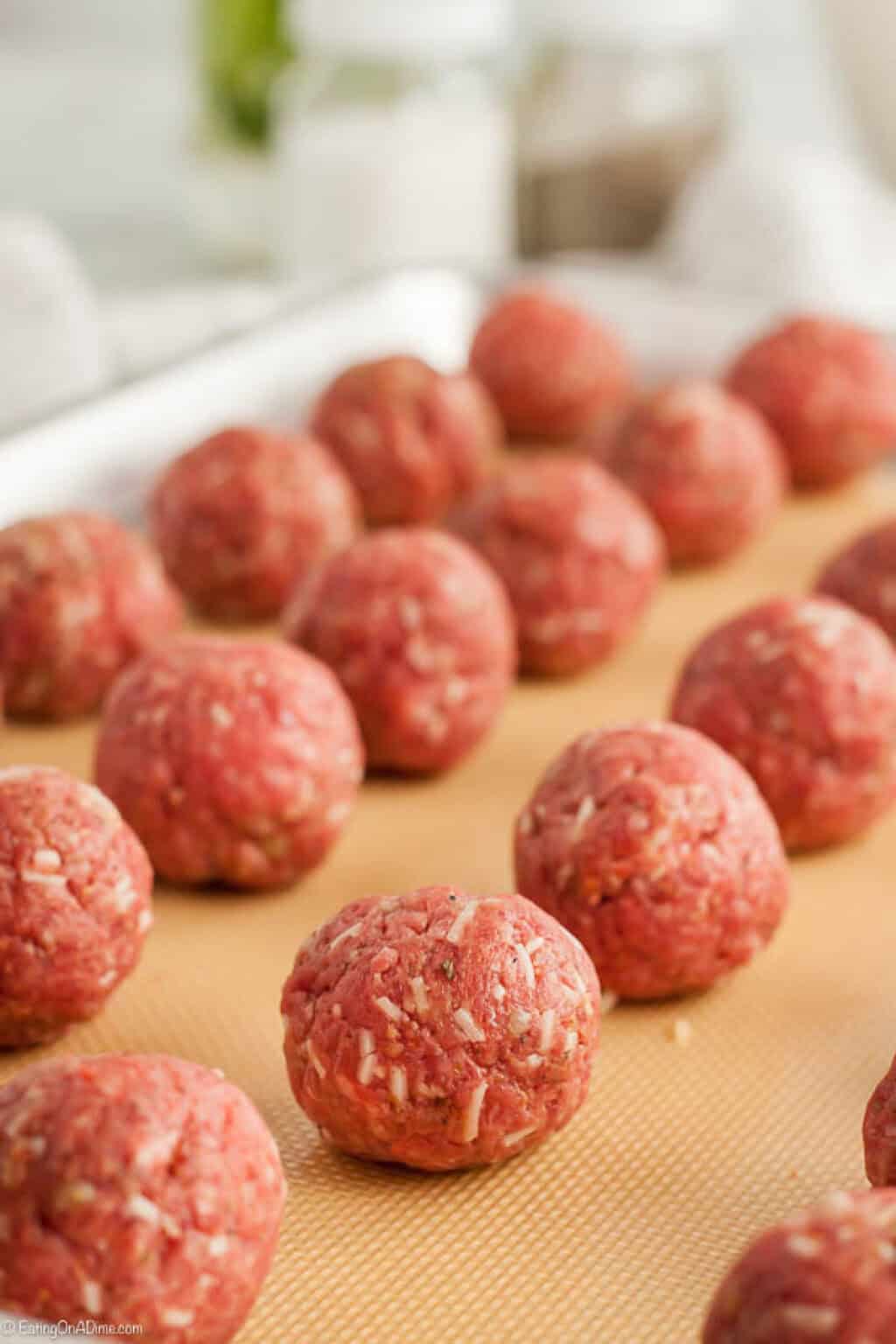 Easy Meatball Recipe - Eating on a Dime