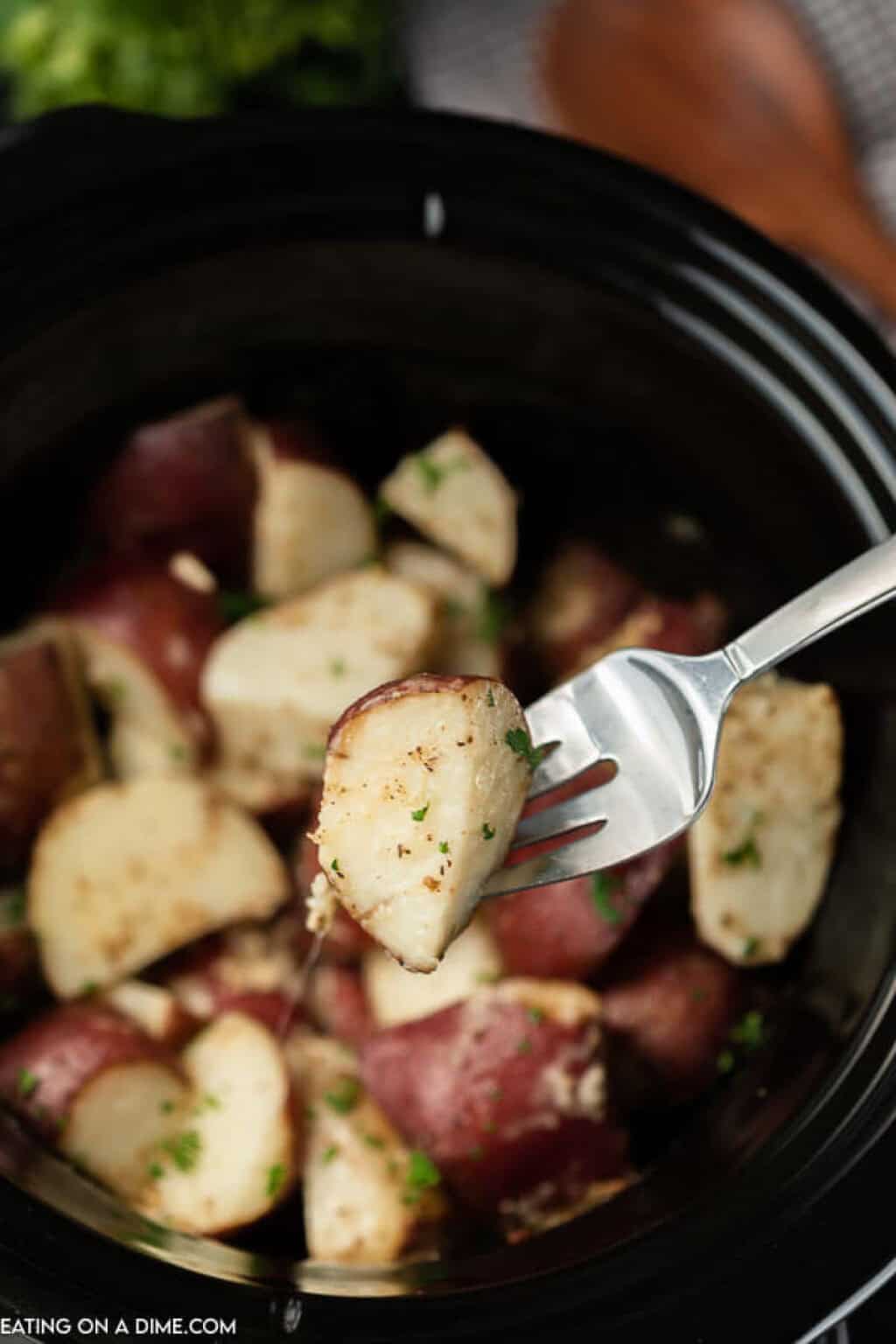Crock Pot Potatoes - Eating on a Dime